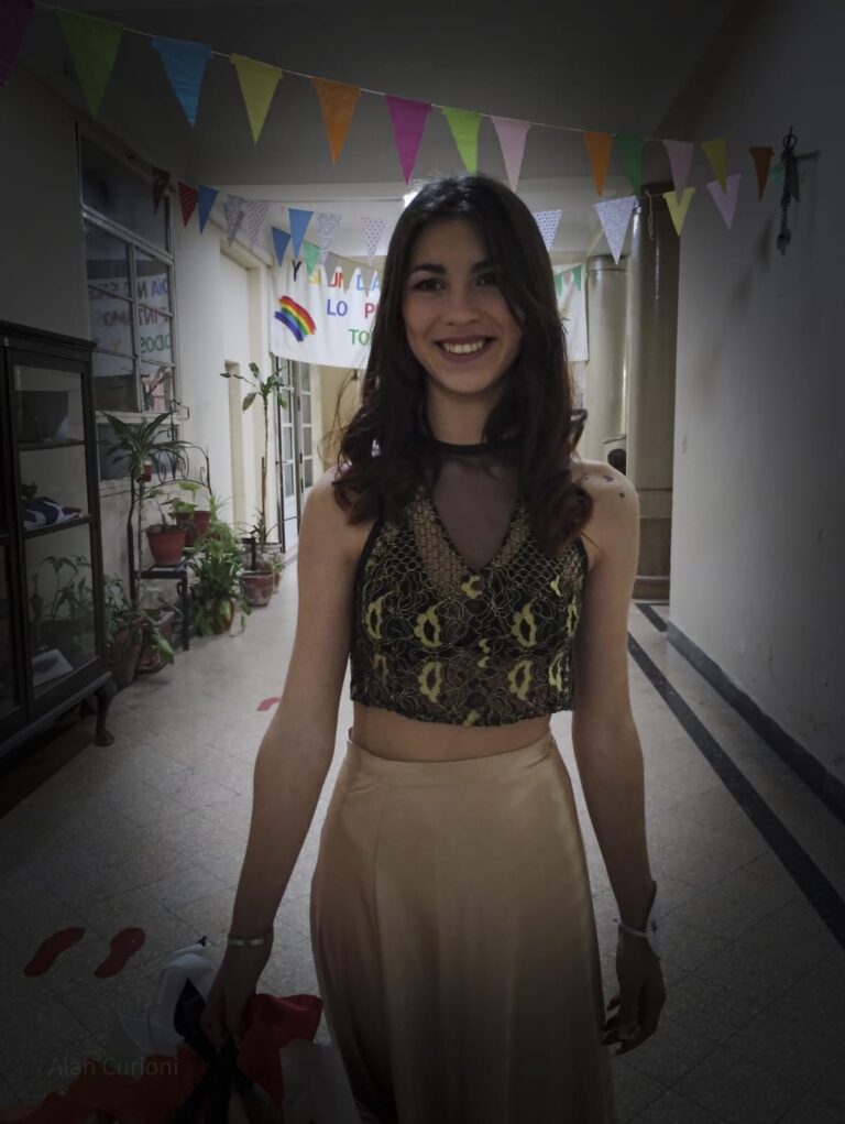 Nicole Peralta - Modelo - Argentina