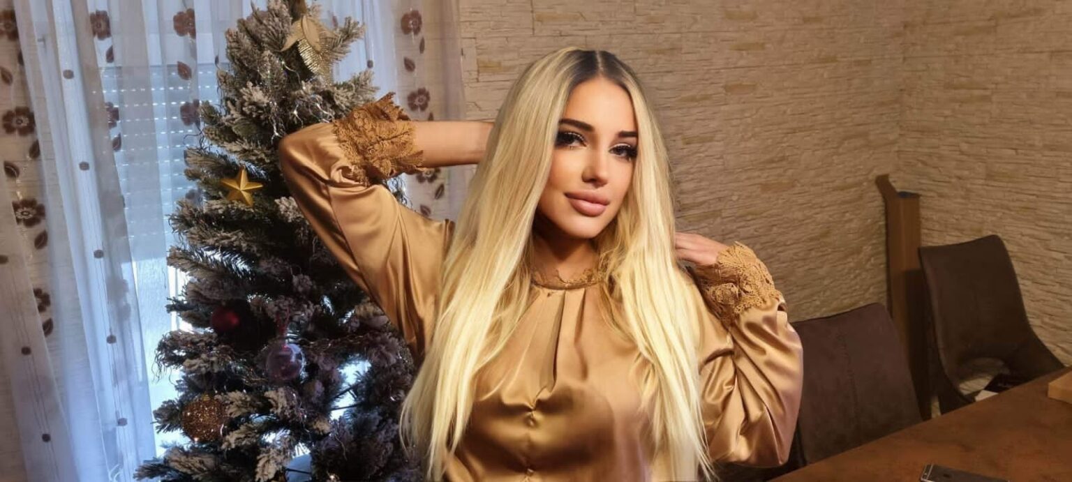 Monique Bartnik - Actress - "Wrongful Death" - PeruMira