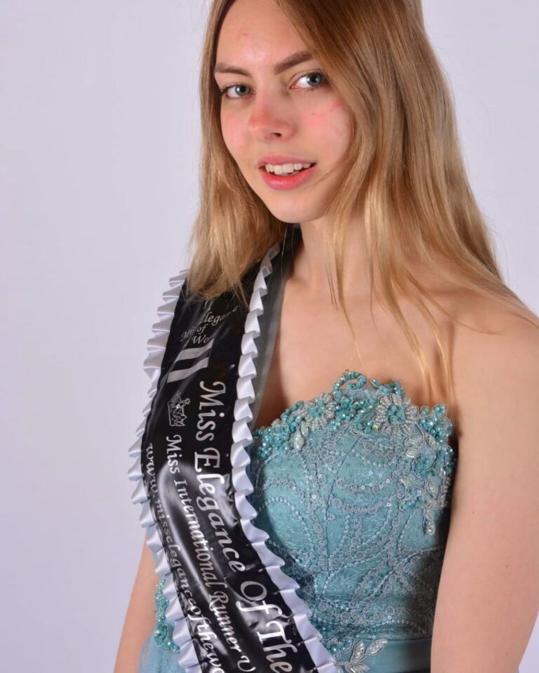 Hannah Van Der Werk - Beauty Queen - Netherlands - PeruMira