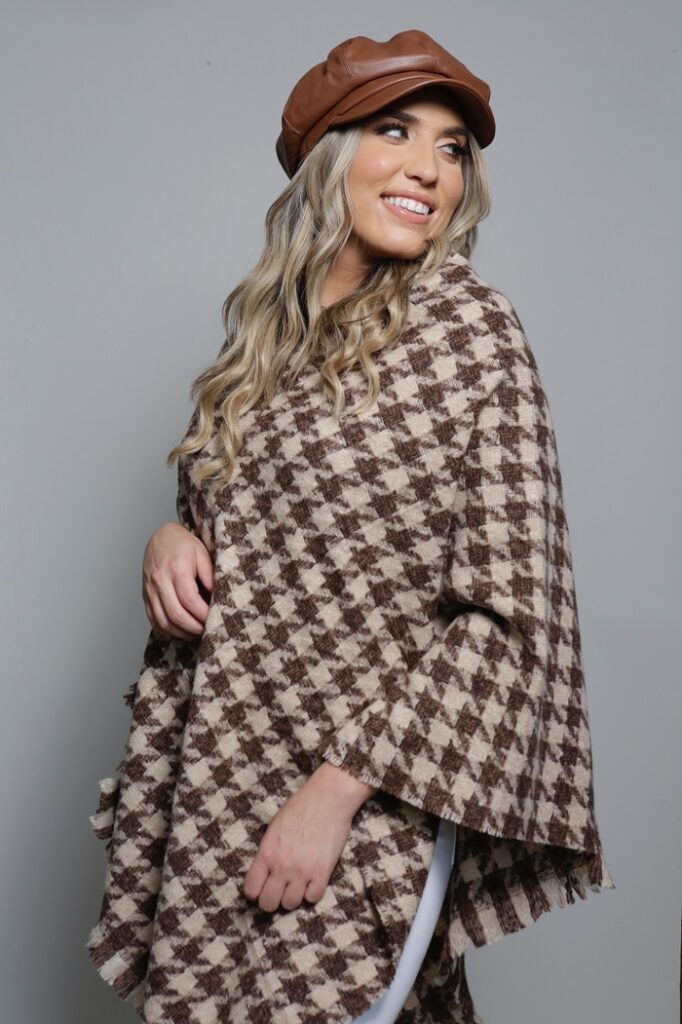 Kristin Tomasello - Model - Author - Activist - USA - PeruMira