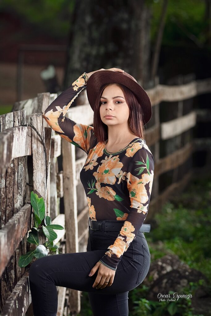 Mariela Murillo Masis - Modelo - TV Host - Cantante - PeruMira