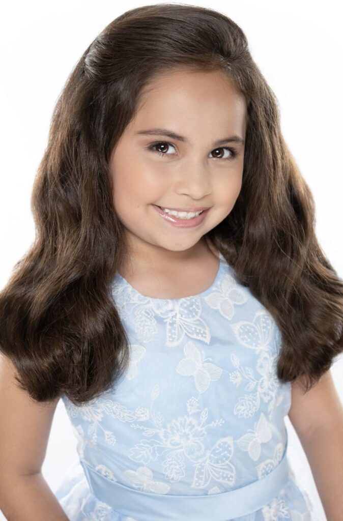 Perla Huez - Miss Teen Achieve National - USA