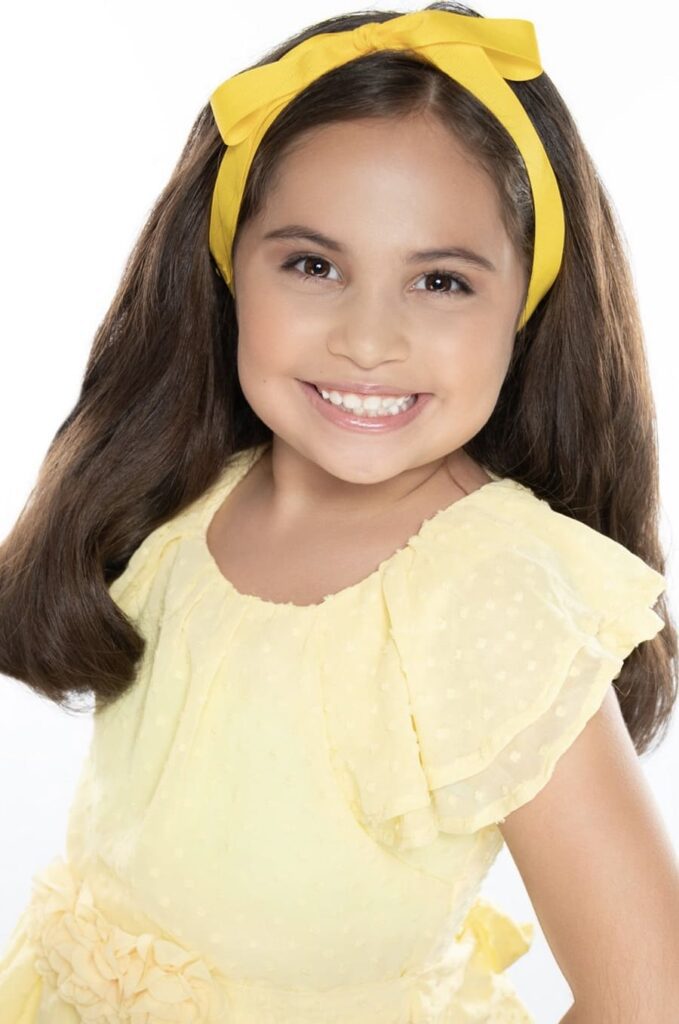 Perla Huez - Miss Teen Achieve National - USA