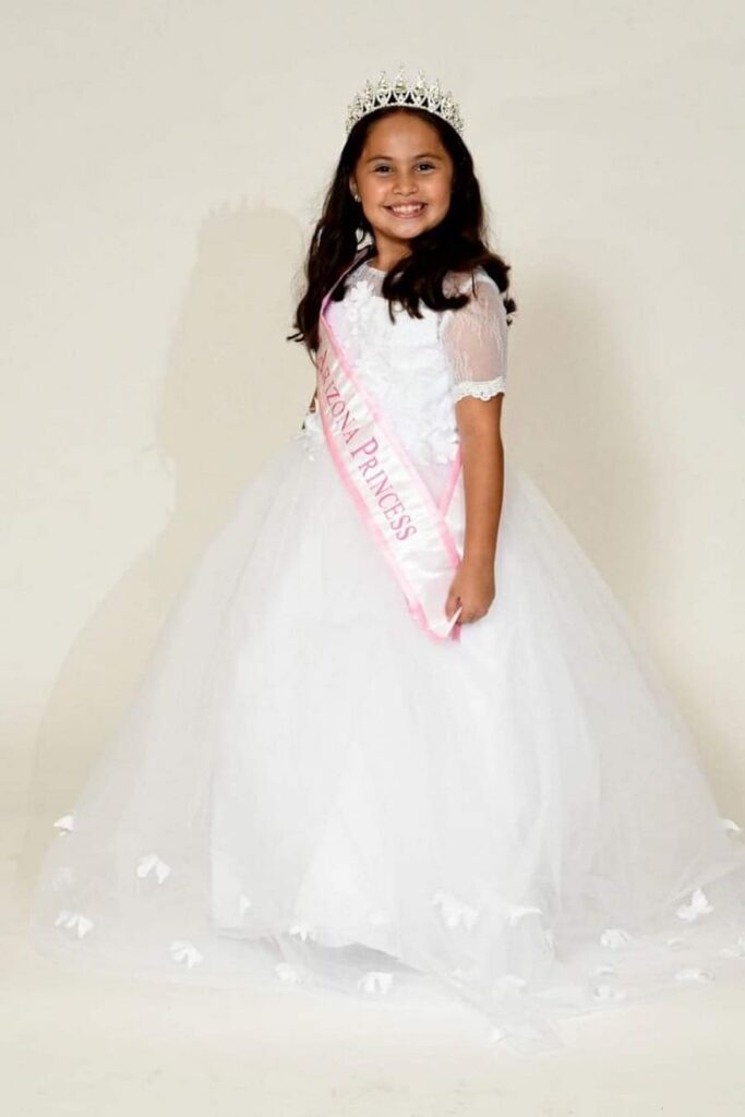 Perla Huez - Miss Teen Achieve National - USA