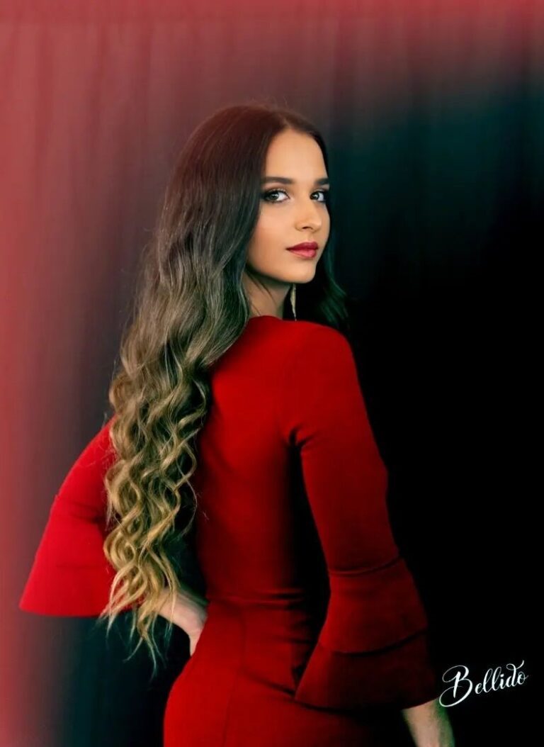 Alba Tola - Modelo - 1° Semifinalista Miss Continental Cádiz 2023