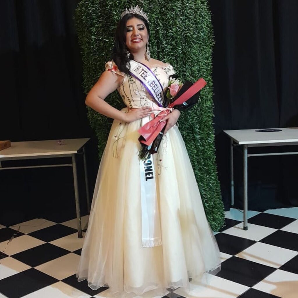 Alexandra Villa - Miss & Teen Model - Chile