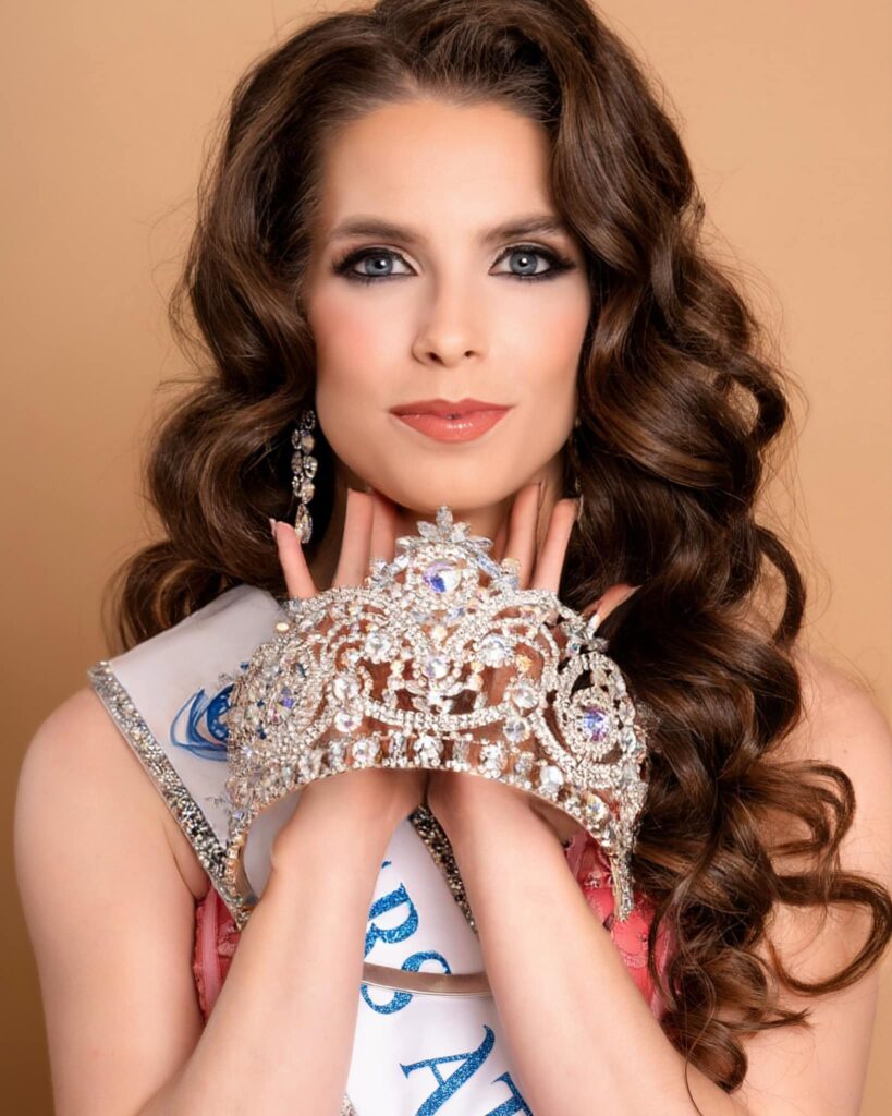 Deborah Thomas - Mrs Atlantic United Kingdom 2023 - 2024