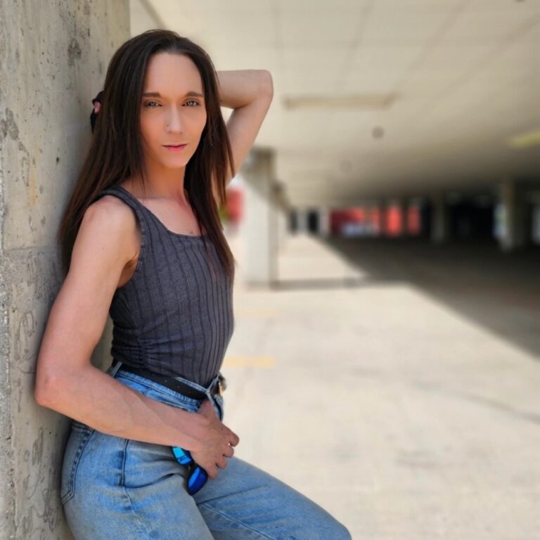 Amanda Valley - Runway Model - United States