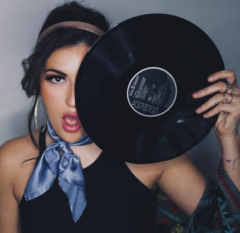 Stephanie Ellen Almeida -International Model - Miss Multiverse