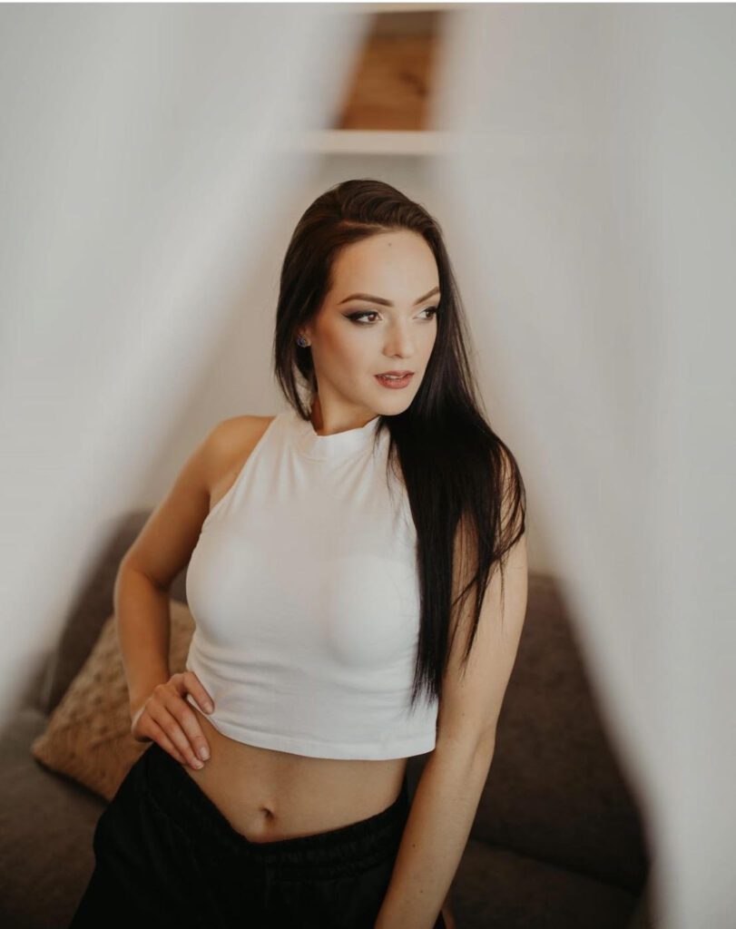 Edina Kozmannova - International Model from Slovakia