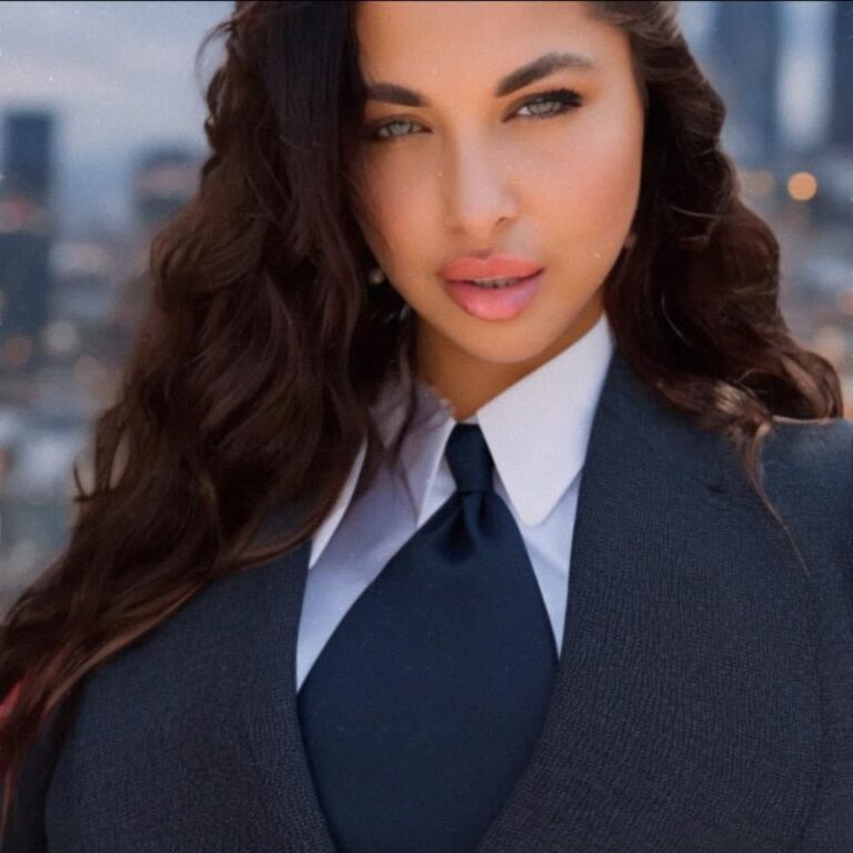 Detrás del éxito de Jessica González : Modelo, Actriz y Productora