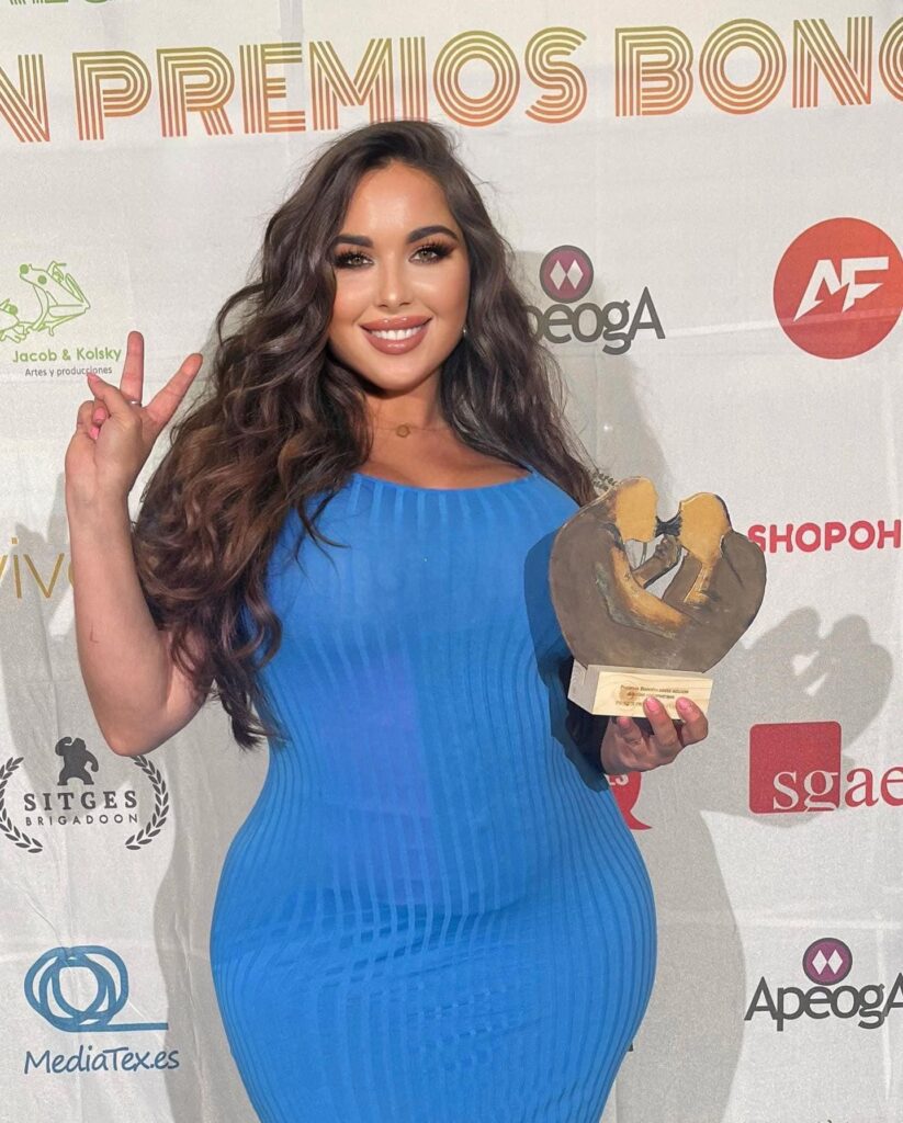 Detrás del éxito de Jessica González : Modelo, Actriz y Productora