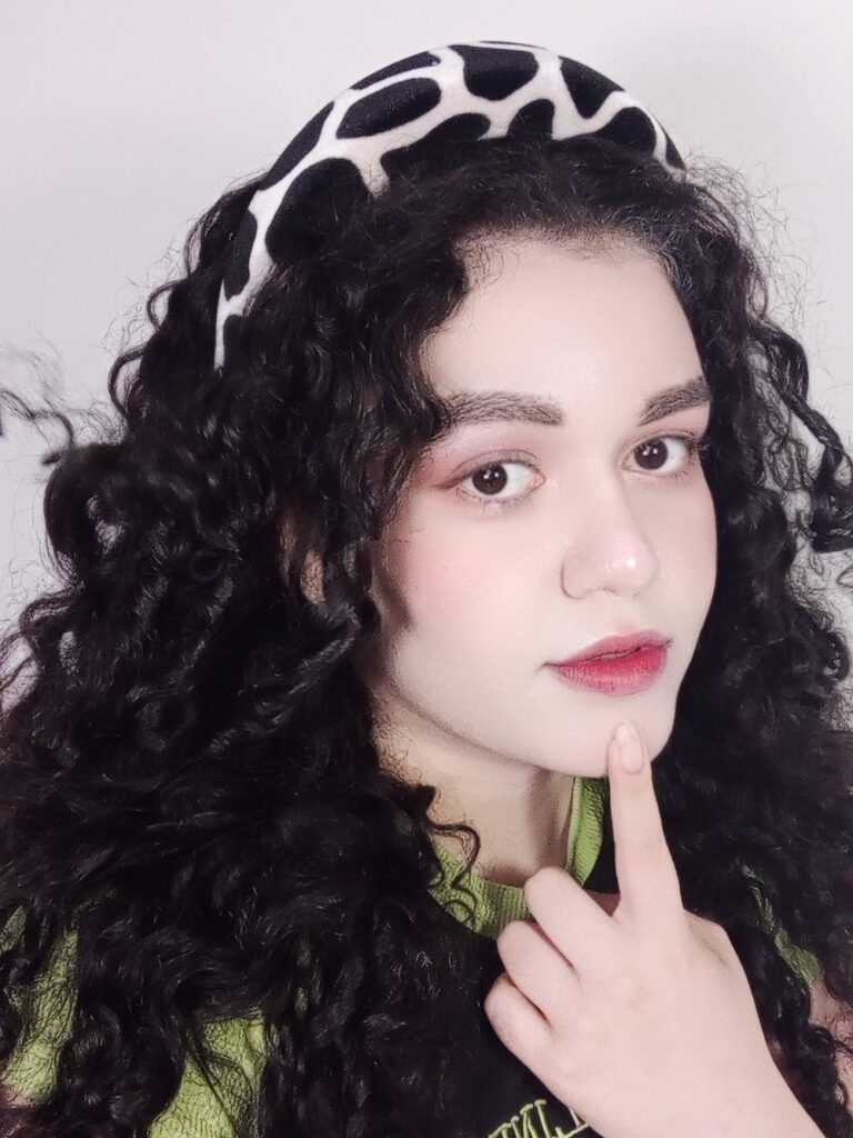 Hannah Émile : The Queen of K-Beauty & Asian Fashion Trends